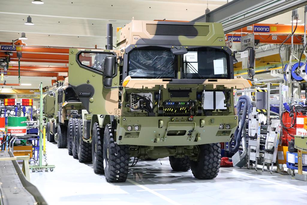 Trucks production at RMMV Vienna facility - EDR Magazine