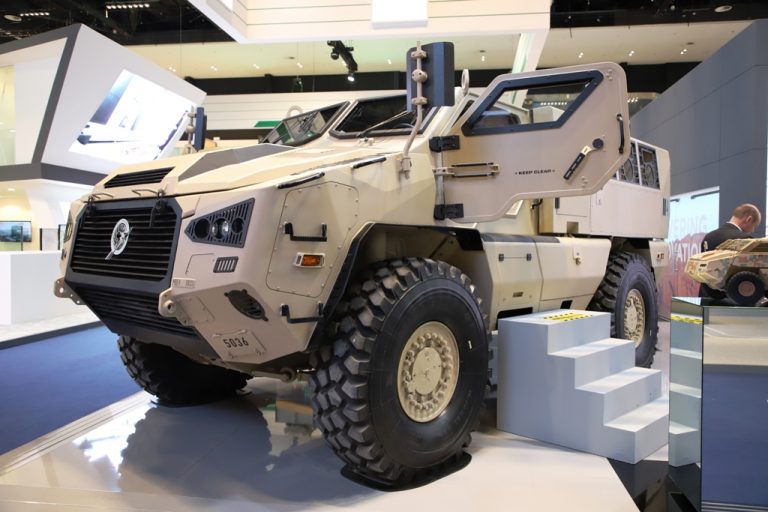 IDEX 2019: Paramount unveils the Mbombe 4, UAE acquires it - EDR Magazine