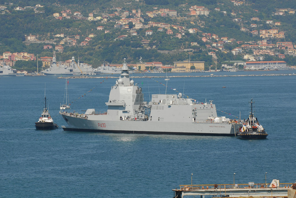 The new-generation first-of-class PPA for Italian Navy hits the water ...