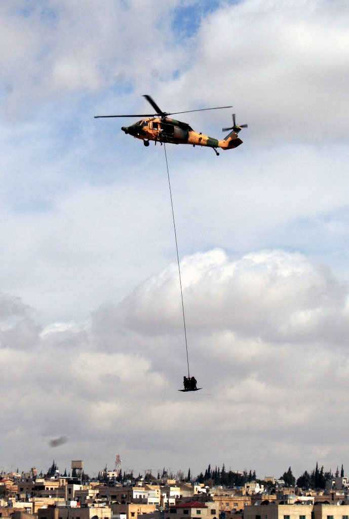 Rapid helicopter extraction from Escape International - EDR Magazine