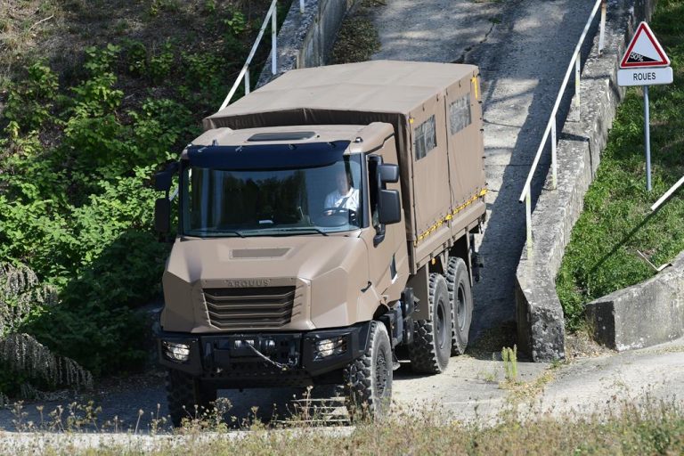 Top of the range Arquus vehicles exhibited at Satory - EDR Magazine