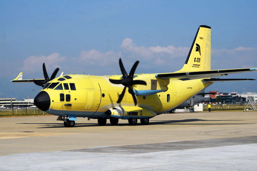 Leonardo: the successful C-27J Spartan sheds its skin to reach new ...