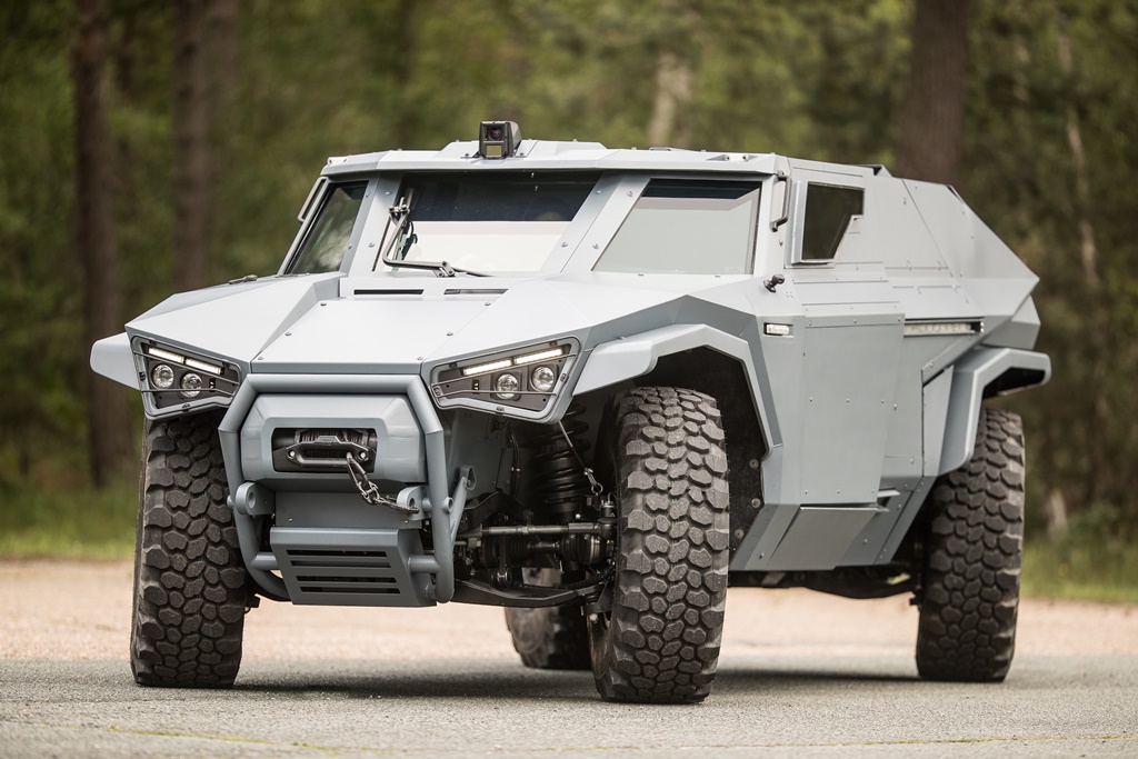 First public appearance for Arquus Scarabee hybrid recce vehicle - EDR ...