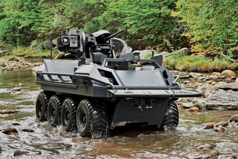Rheinmetall and RBSL at DSEI 2021: Rheinmetall’s HX-based wheeled self-propelled howitzer – a ...