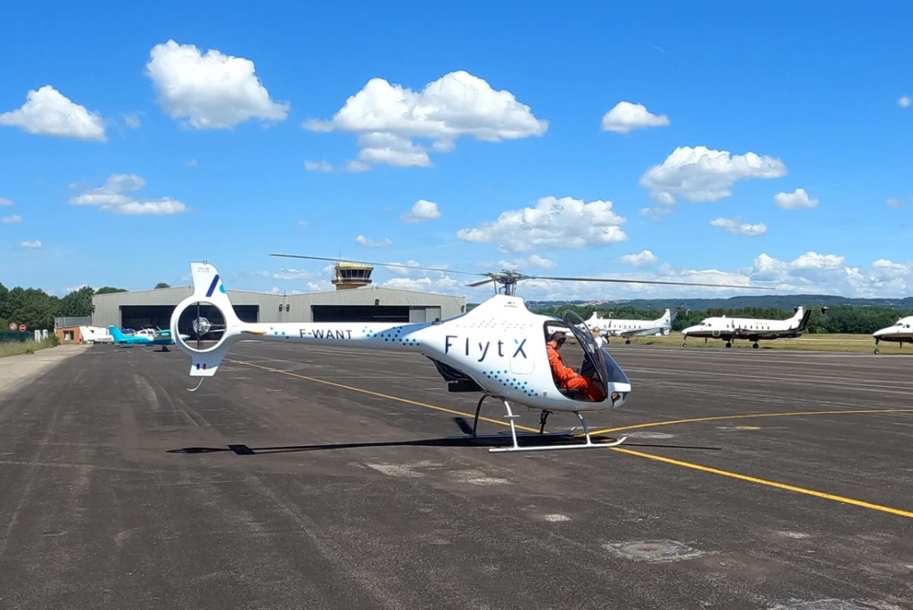 Thales has begun the flight test campaign for the FlytX avionics suite ...