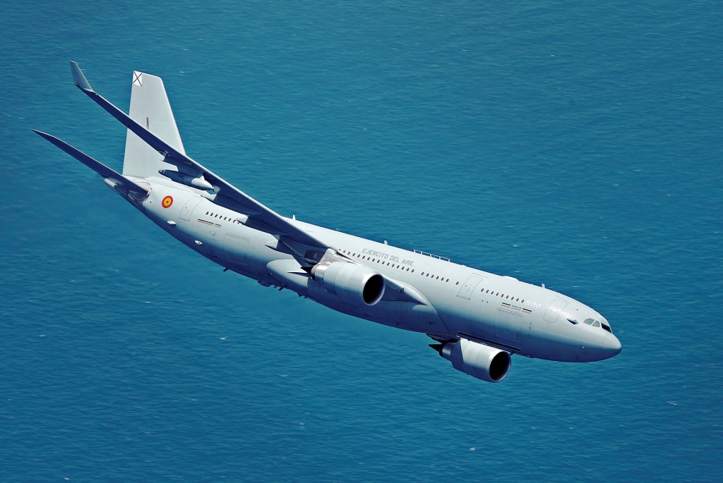 Spanish Ministry of Defence signs order for three Airbus A330 MRTT ...