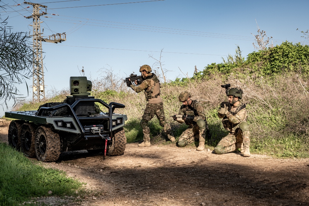 Elbit Systems and Roboteam Introduce ROOK: New Multi-payload 6X6 ...