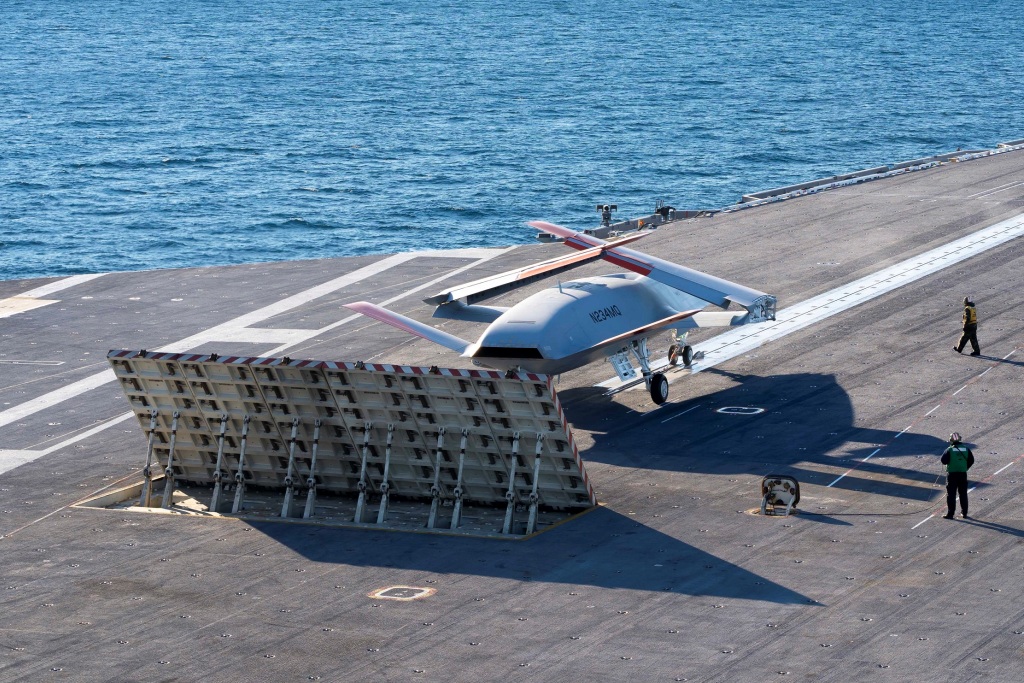 U.S. Navy, Boeing Complete First Carrier Tests for MQ-25 - EDR Magazine
