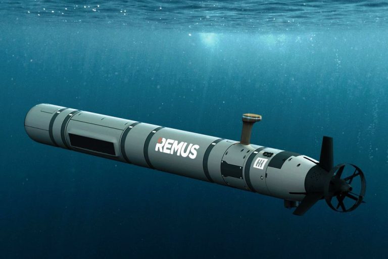 HII UNVEILS REMUS 620 UNMANNED UNDERWATER VEHICLE - EDR Magazine