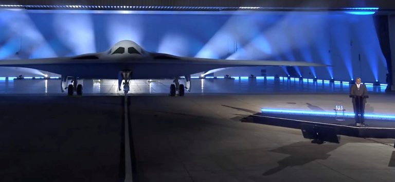Northrop Grumman and the US Air Force Introduce the B-21 Raider, the World’s First Sixth ...