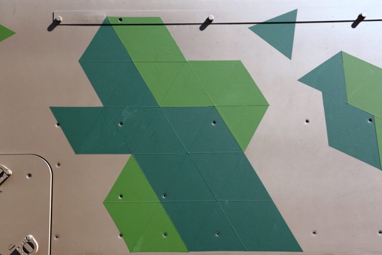 The French Army unveils its new CAM.TAC camouflage scheme on the VBMRL ...