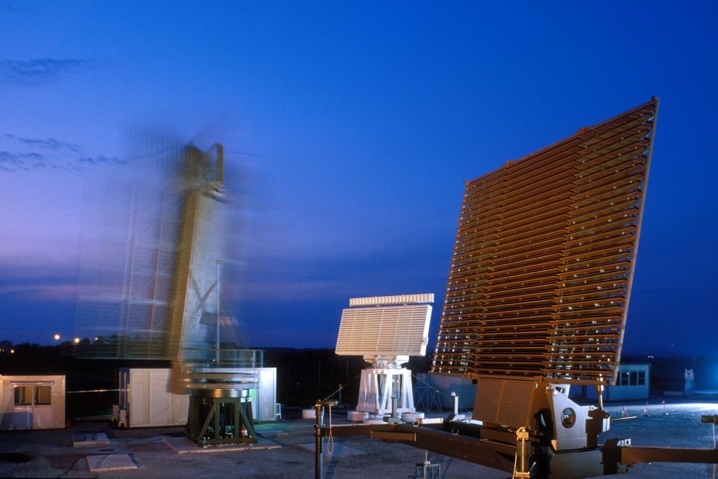 NATO awards contract to LEONARDO for the RAT 31 DL/M air defence radar - EDR Magazine