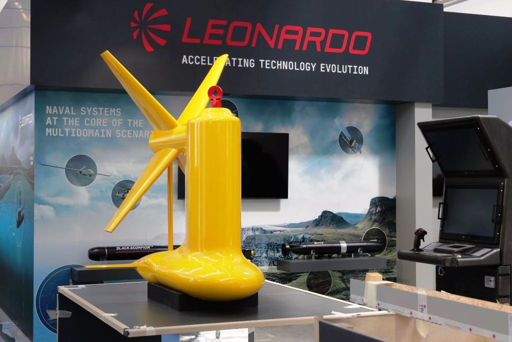 Leonardo conducted sea trials of its Active Towed Array System - EDR ...