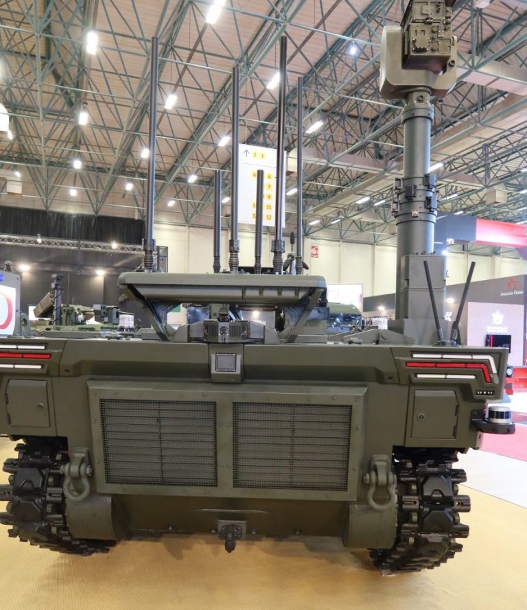 IDEF 2023 - Otokar unveils its Alpar 15 tonnes unmanned ground vehicle - EDR Magazine