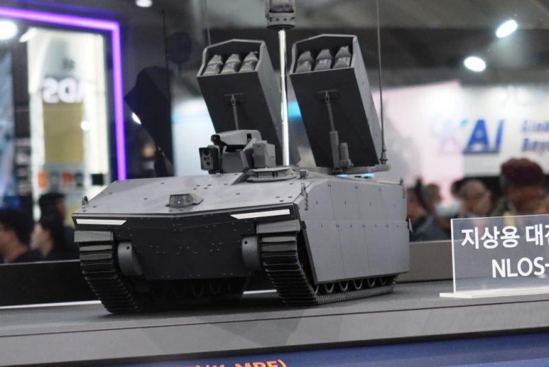 ADEX 2023 - Hanwha exhibits K21-derived armoured vehicles and more ...