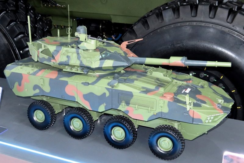 ADEX 2023 - Hyundai Rotem unveils its N-WAV 8x8 IFV prototype - EDR ...