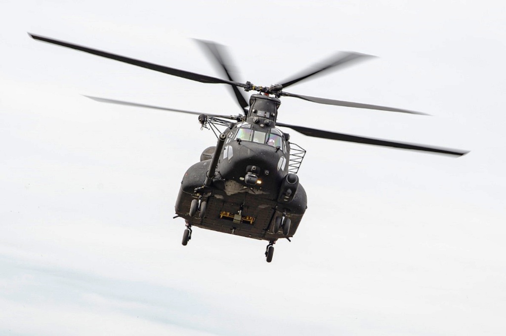 Boeing Secures Contract for Six MH-47G Block II Chinook Helicopters ...
