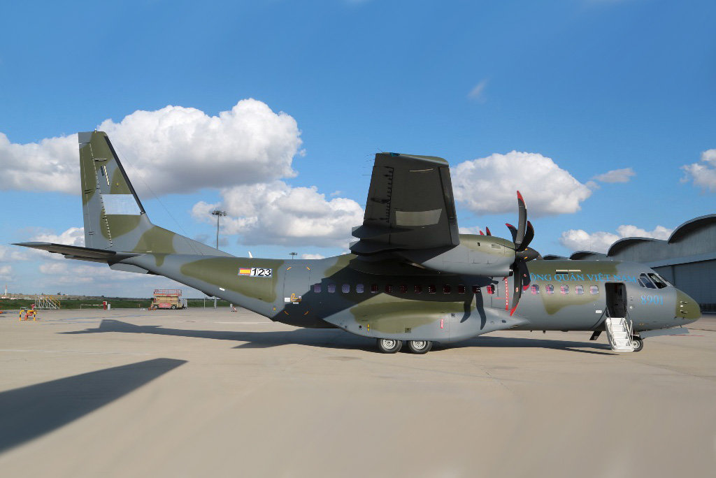 Airbus and ST Engineering to set up C295 MRO hub in Singapore - EDR ...