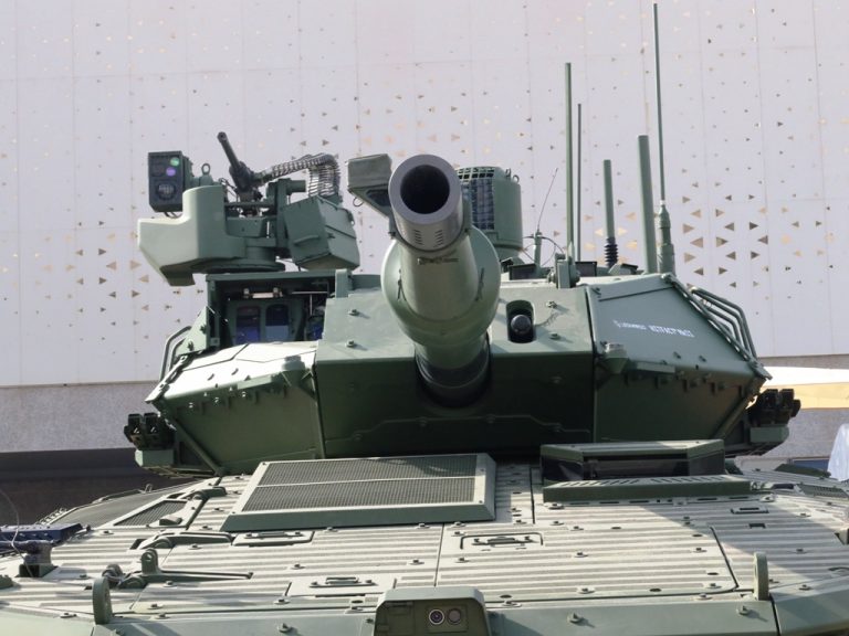 WDS 2024 - Otokar and Leonardo unveil new Tulpar light tank solution ...