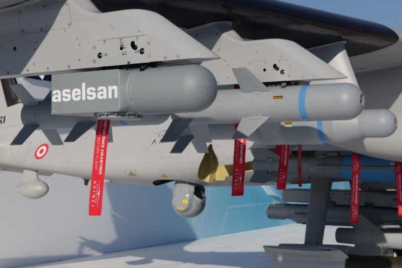 SAHA Expo - Aselsan unveils new EW pods for UAVs - EDR Magazine