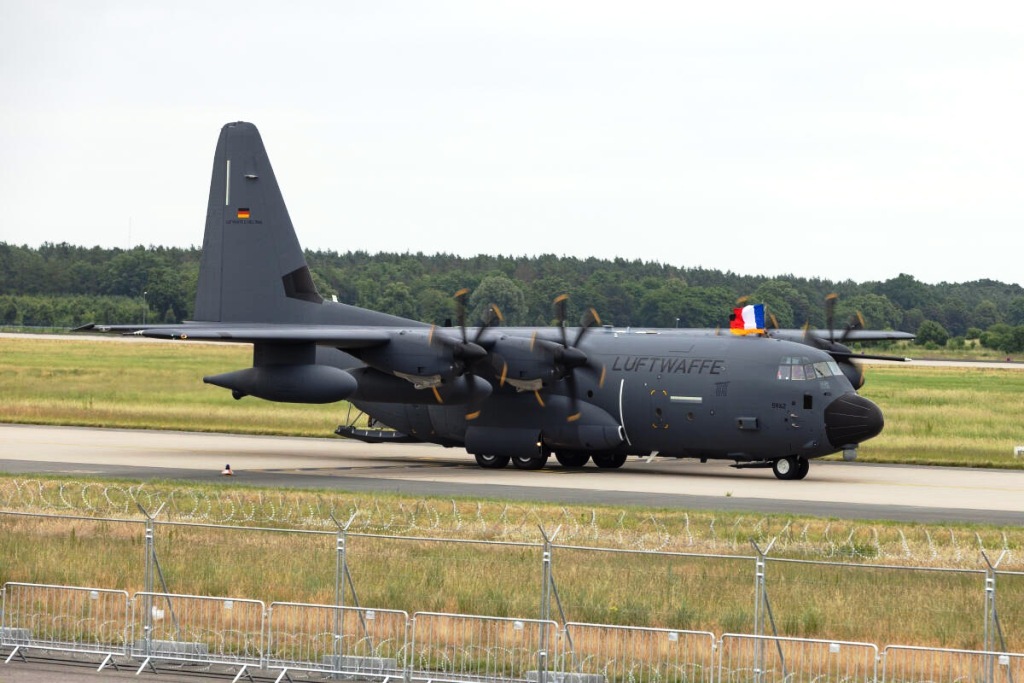 German Super Hercules and government aircraft receive expanded self ...