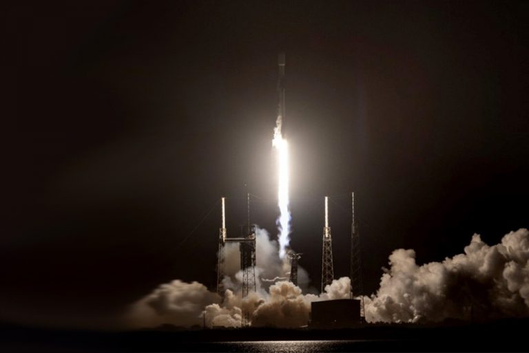 Seventh Lockheed Martin-Built GPS III Satellite Launches, Supporting ...