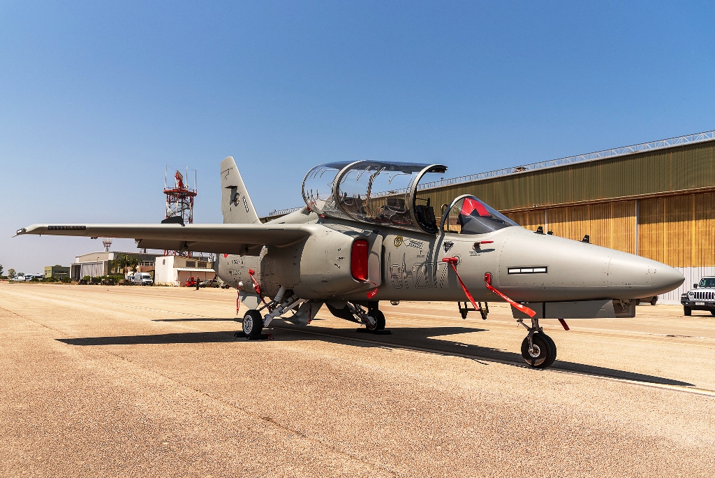 The Leonardo T-345A Jet Trainer Officially Enters Service with the ...