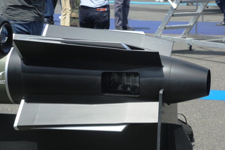 PAS 2025 - Safran unveils AASM Hammer 250 XLR and 1000 XLR extended-range bombs - EDR Magazine