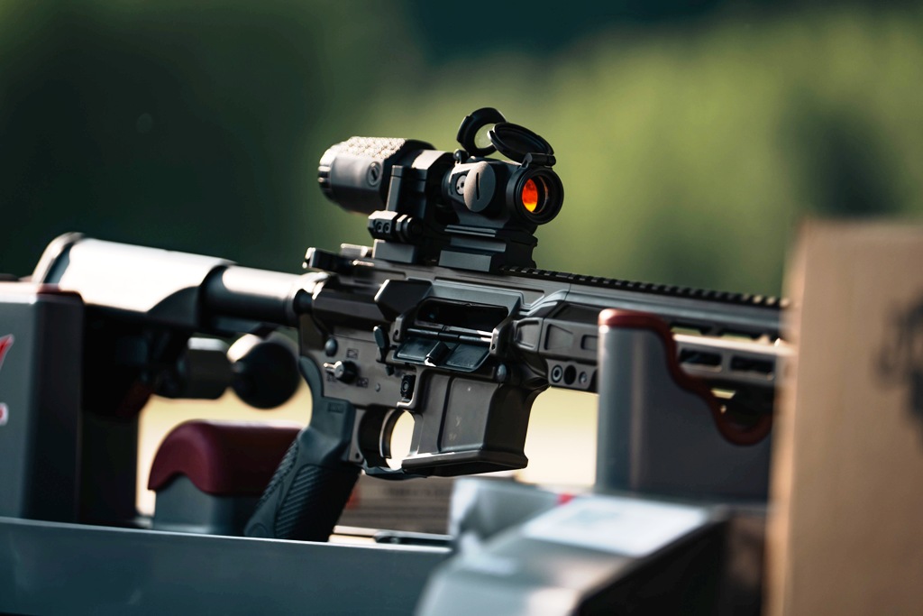 Celebrating 50 years of red dot sights, Aimpoint unveils its new DUTY ...