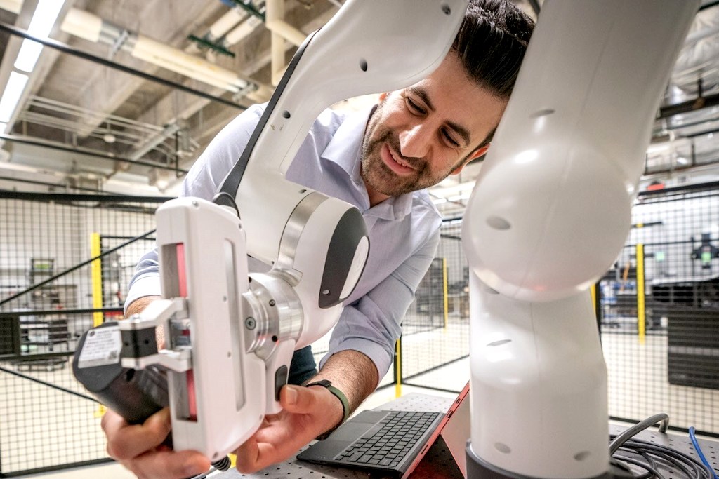 Lockheed Martin announces new industrial collaboration project with SMU ...