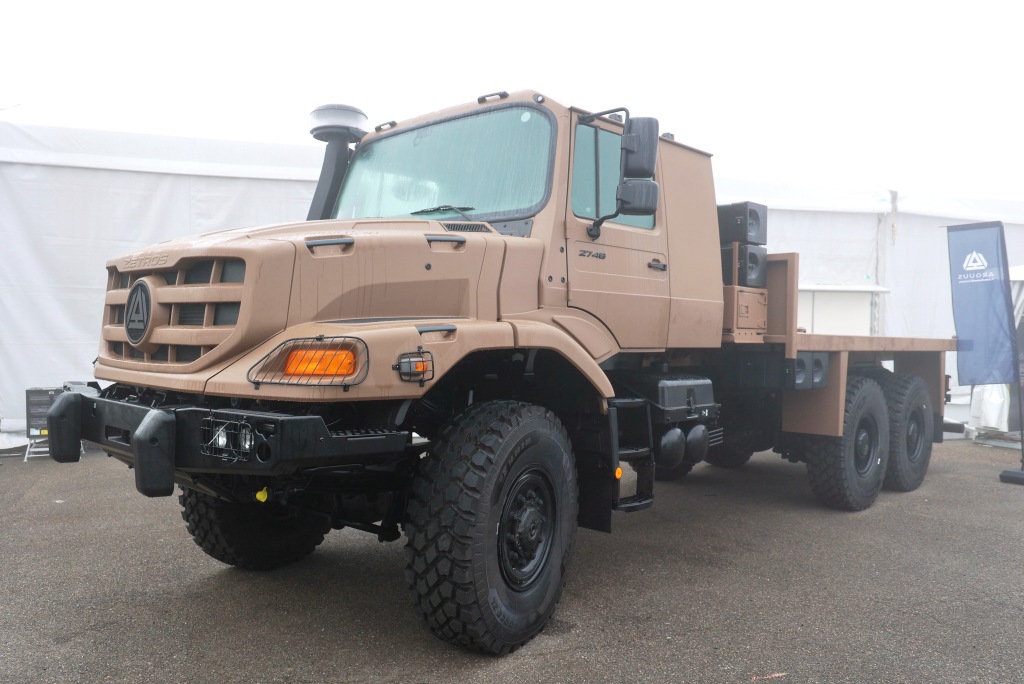 FED Defense Company Forum 2025: Arquus Unveils the Zetros 6x6 — A ...