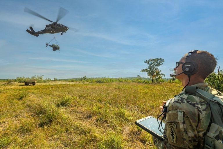 U.S. Soldier becomes first to plan and execute autonomous Black Hawk ...