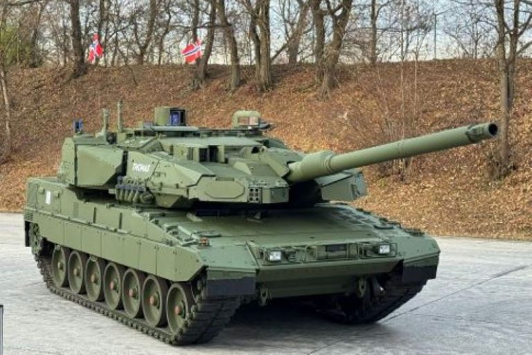 Roll-out of the KNDS LEOPARD 2A8 and PzH 2000 Systems - EDR Magazine