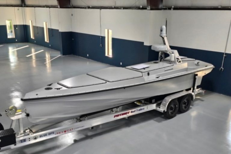Singapore Airshow 2026 - V7, Red Cat’s strike boat for the new maritime ...